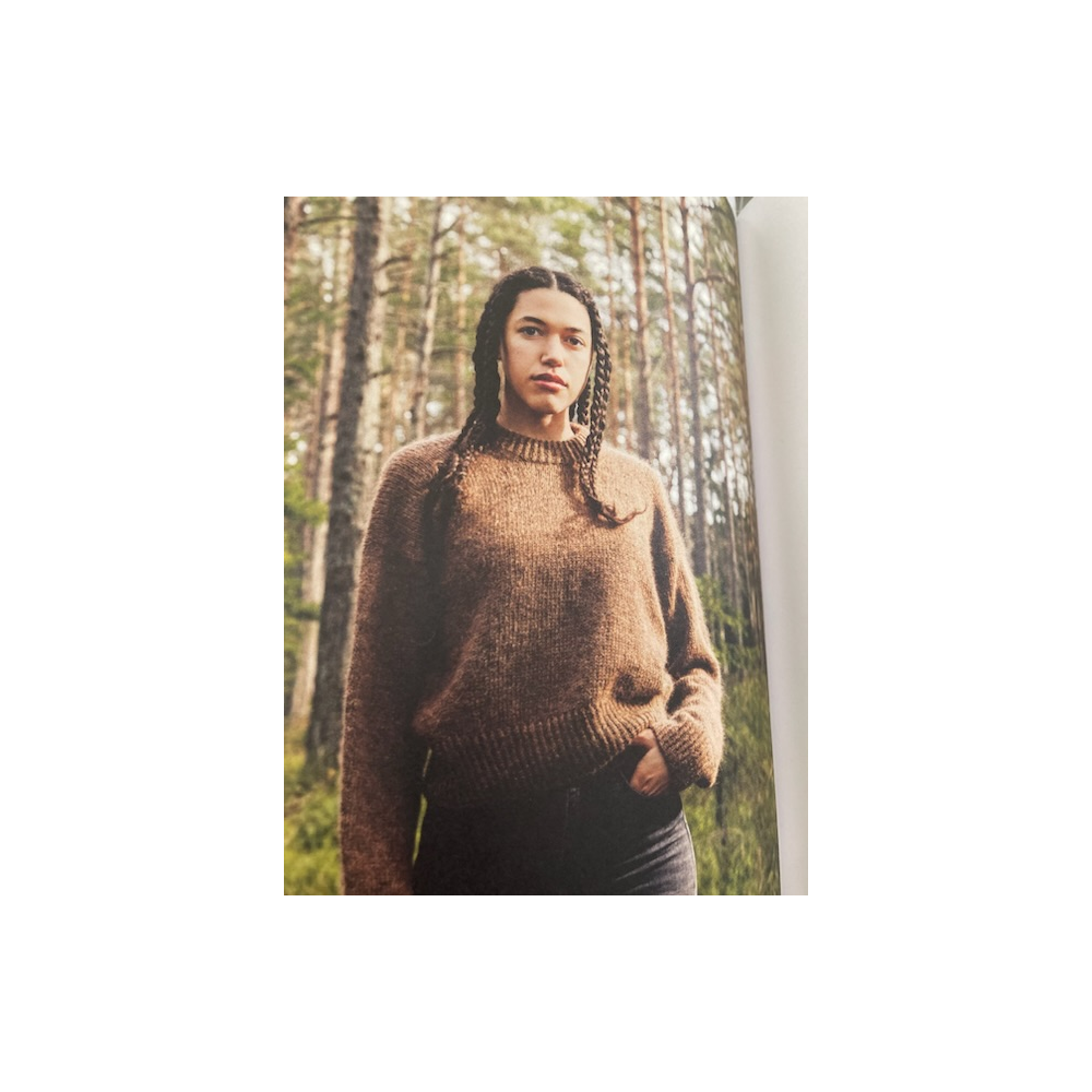 Strik og Plantefarvning - Uld, Krap og grønne blade - af Signe Siemsen